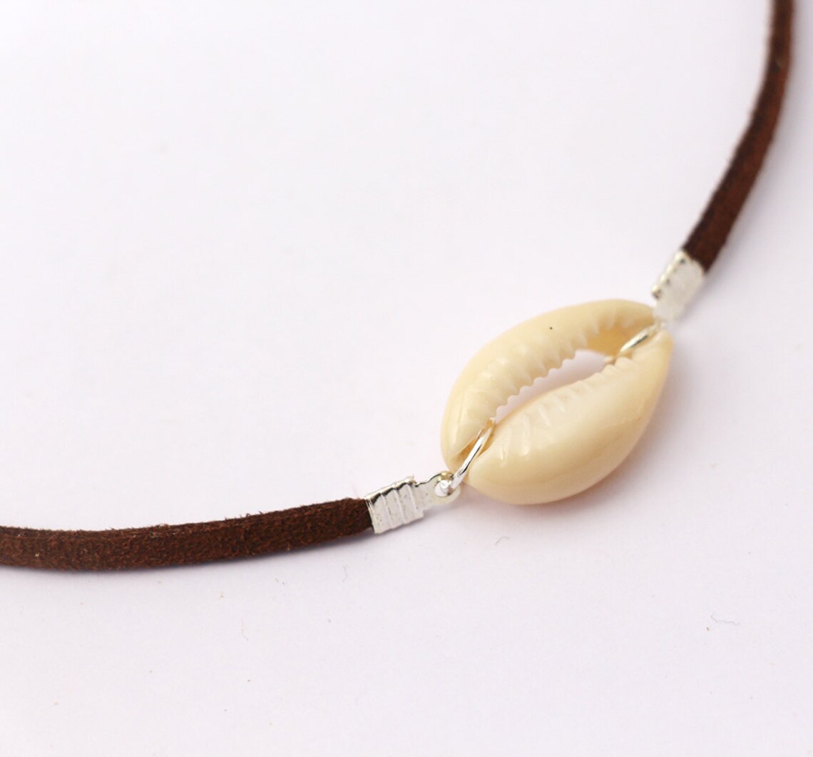 Brown Leather and Cowrie Shell Necklace Leather Lace - Etsy