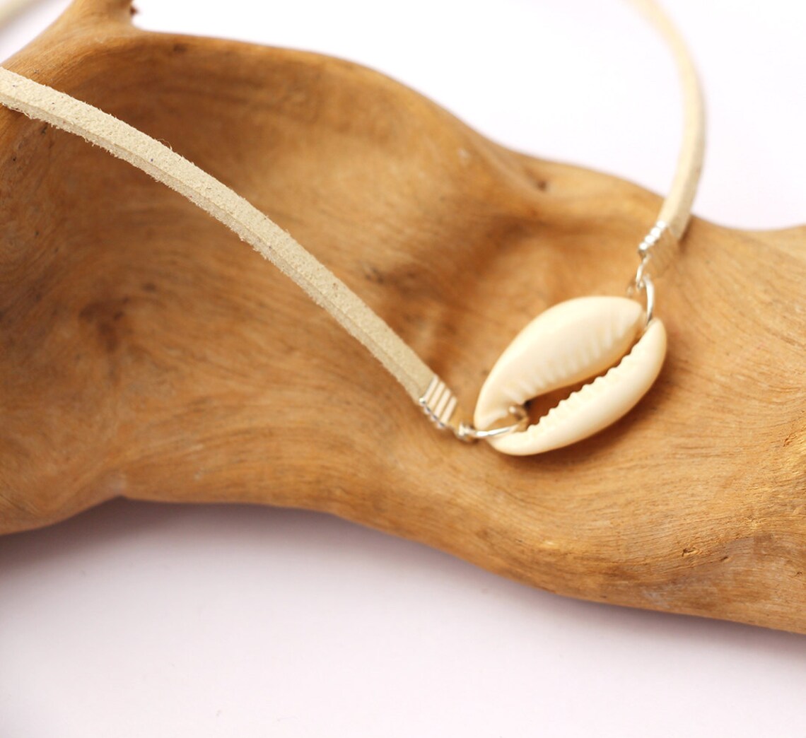 White Leather and Cowrie Shell Necklace Leather Lace Necklace Choker ...