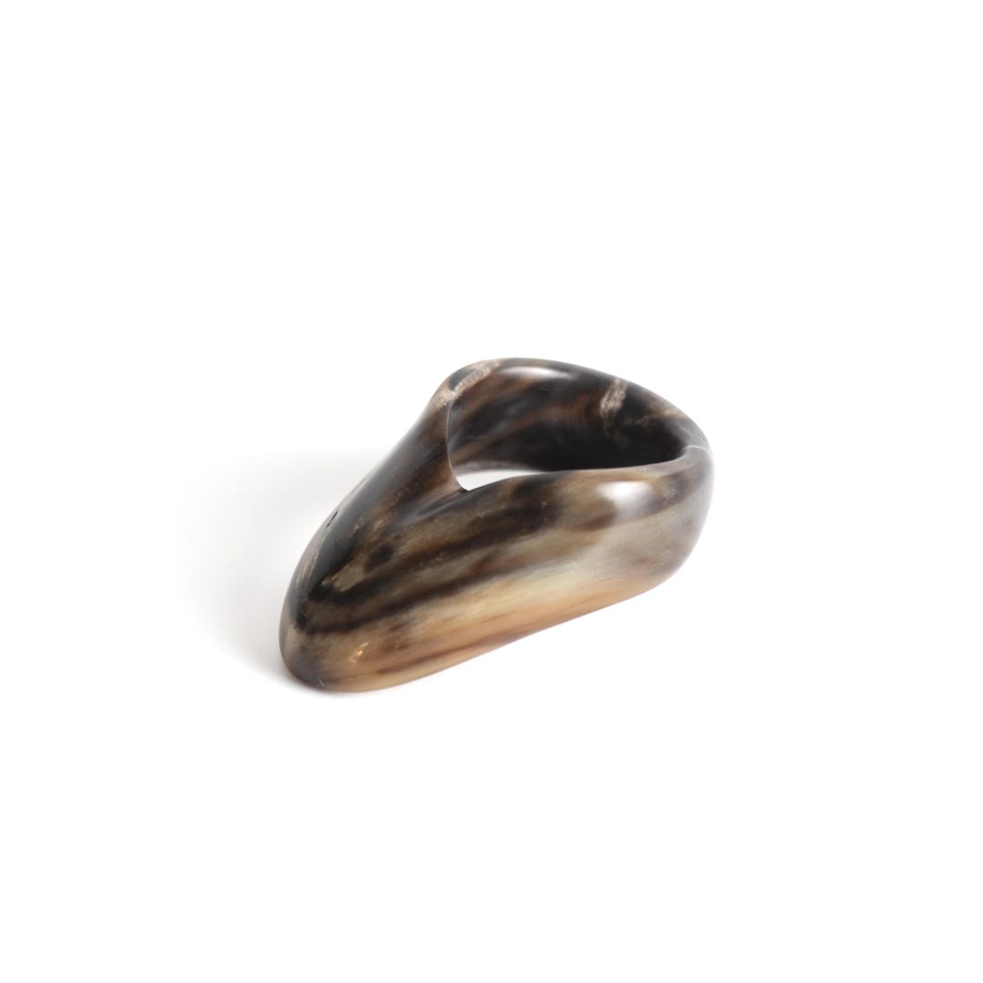 Vermil Archery Thumb Ring - Victory Cow Horn - Protective Gear for ...