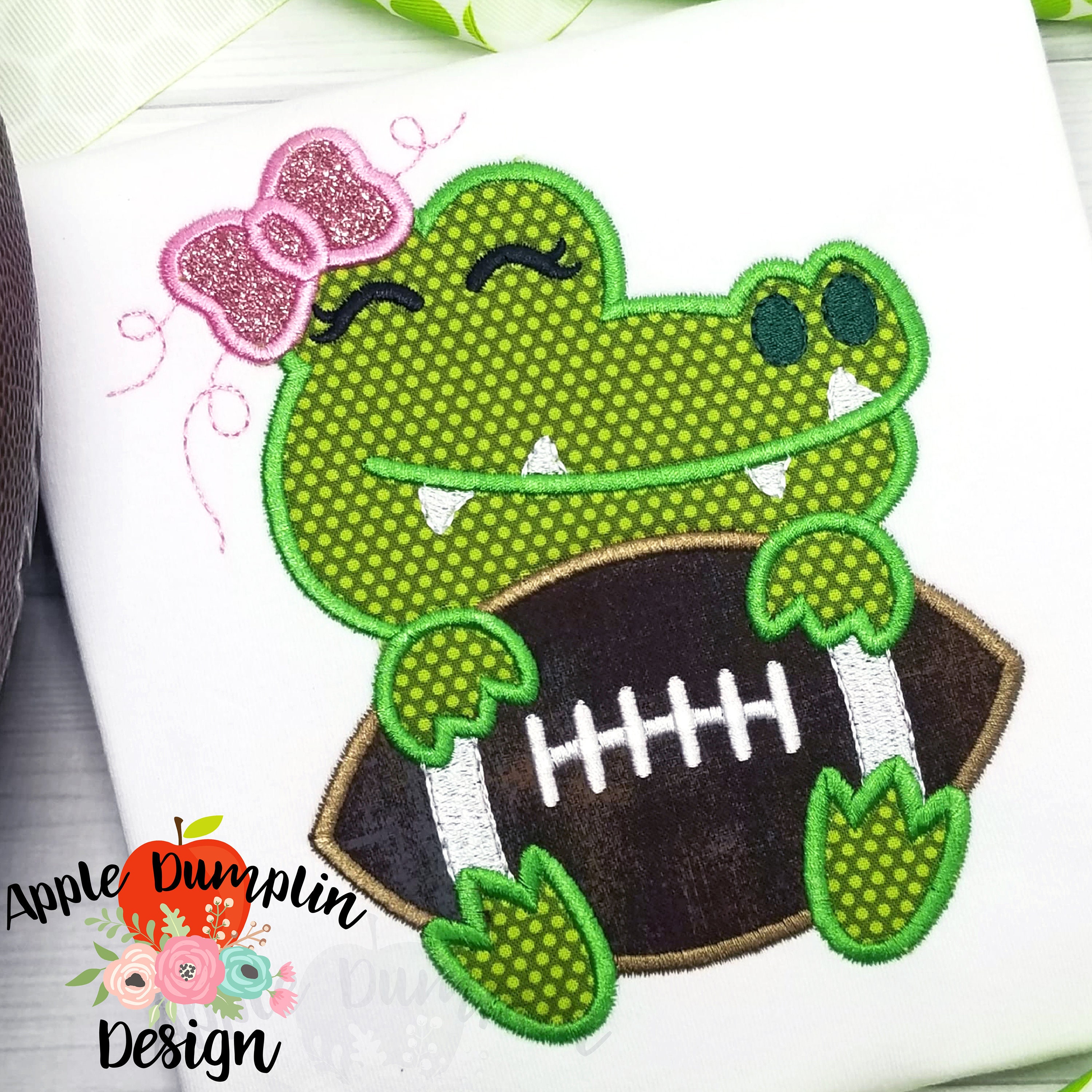 Gator with Bow Applique Design Machine Embroidery Design | Etsy