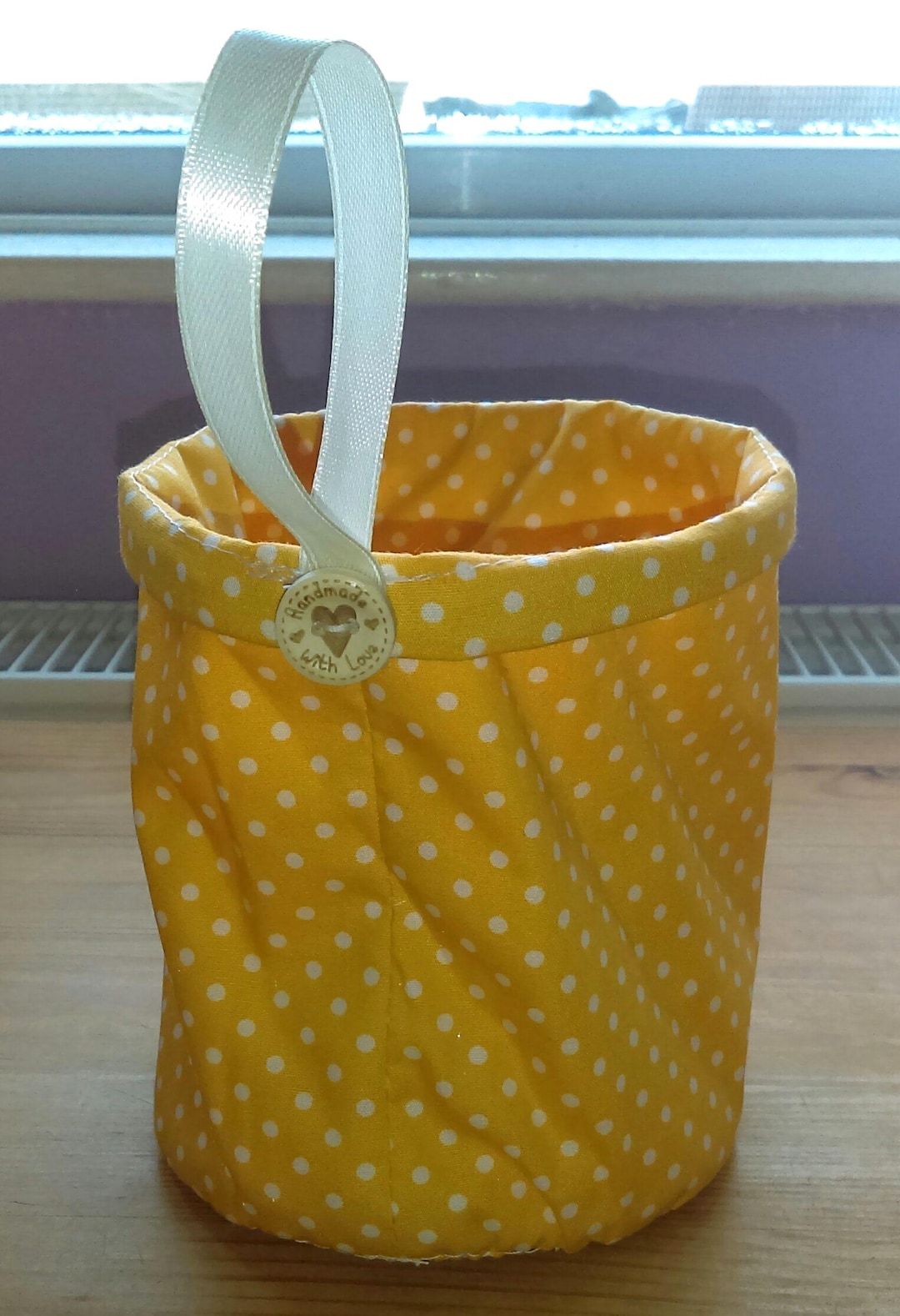 Polka Dot Collapsible Thread Catchers, Sewing Gift, Pop-up Thread ...