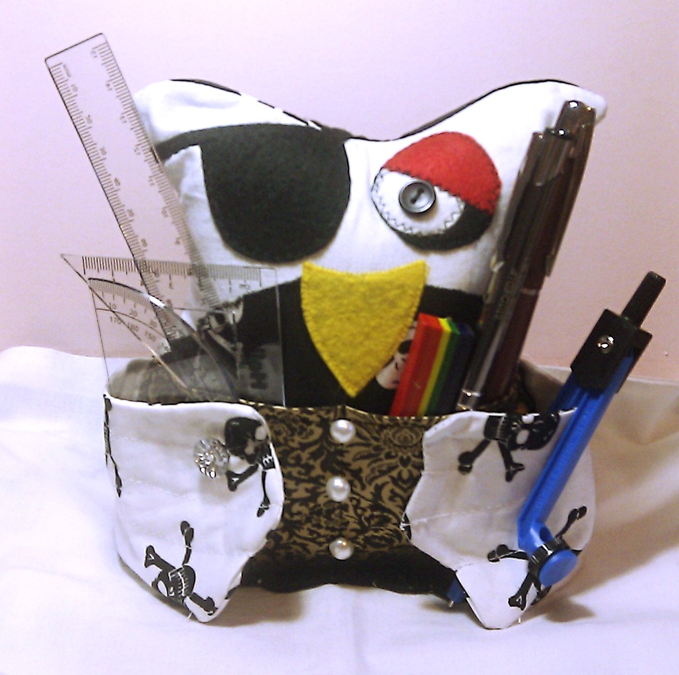 Novelty Desk Tidy/tool Tidy, Quirky Owl Desk Holder, Novelty Pirate ...