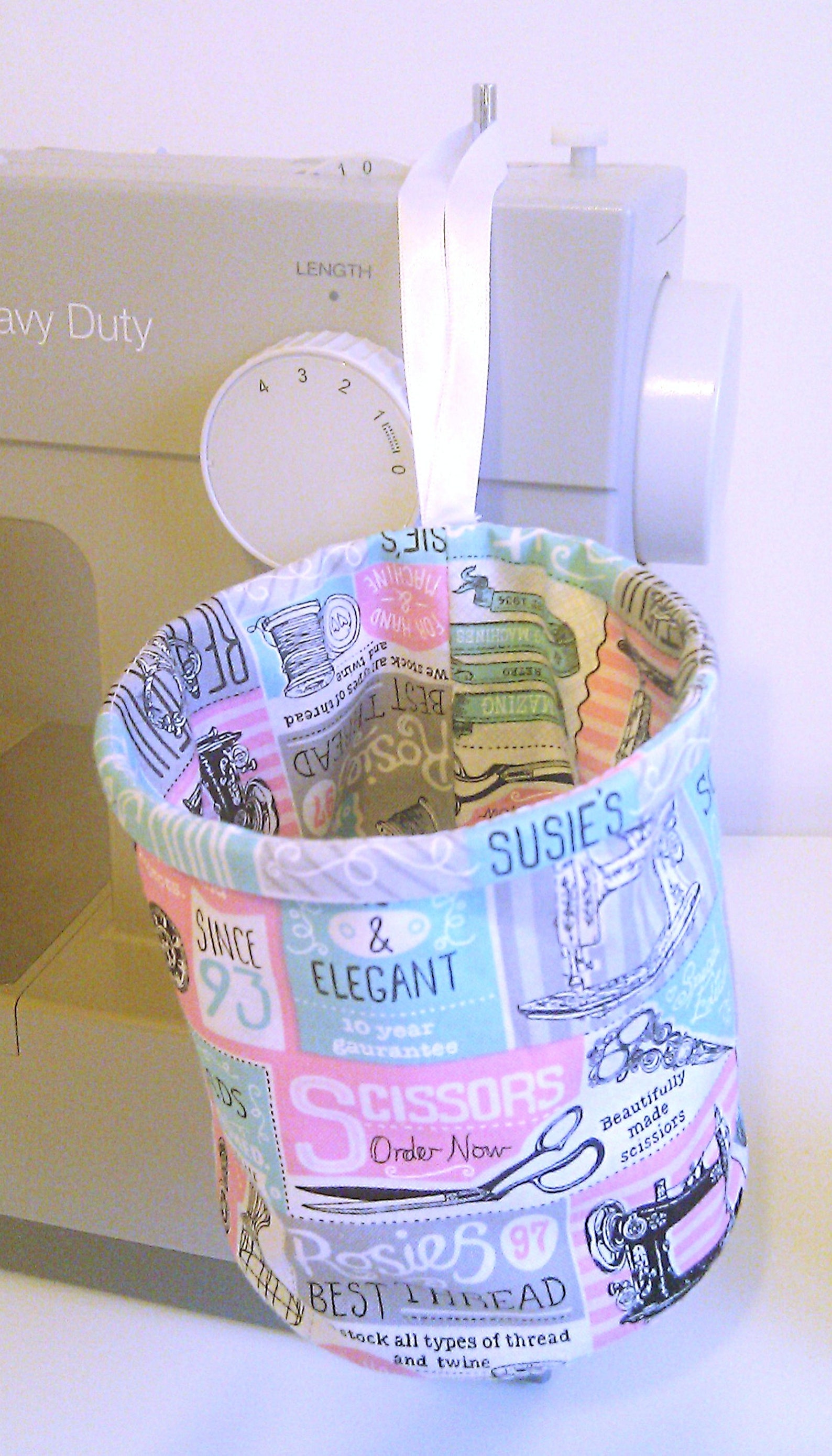 Collapsible Thread/scrap Catcher Sewing Gift Patchwork - Etsy