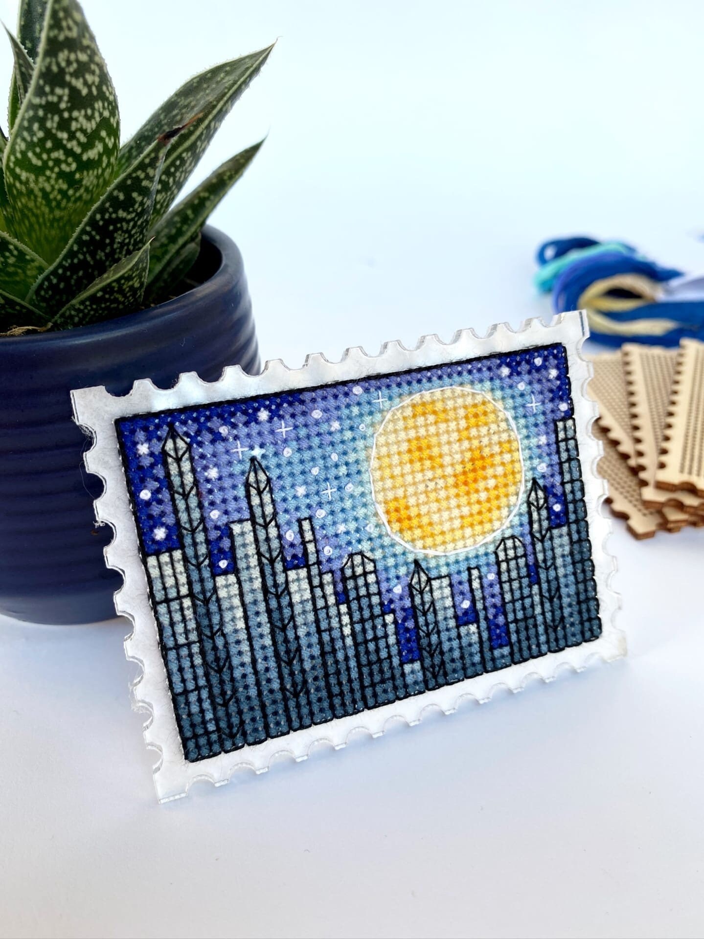 Town Cross Stitch, City Cross Stitch Pattern, Cross Stitch Night City ...