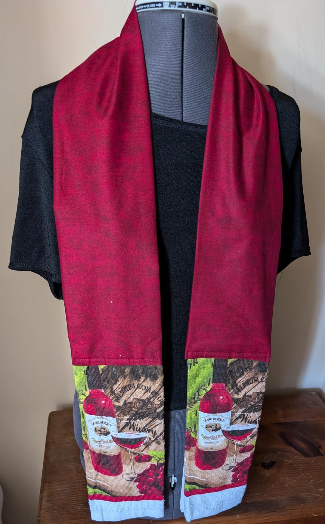 Kitchen Boa Dish Towel in a Wine Print. FREE SHIPPING - Etsy