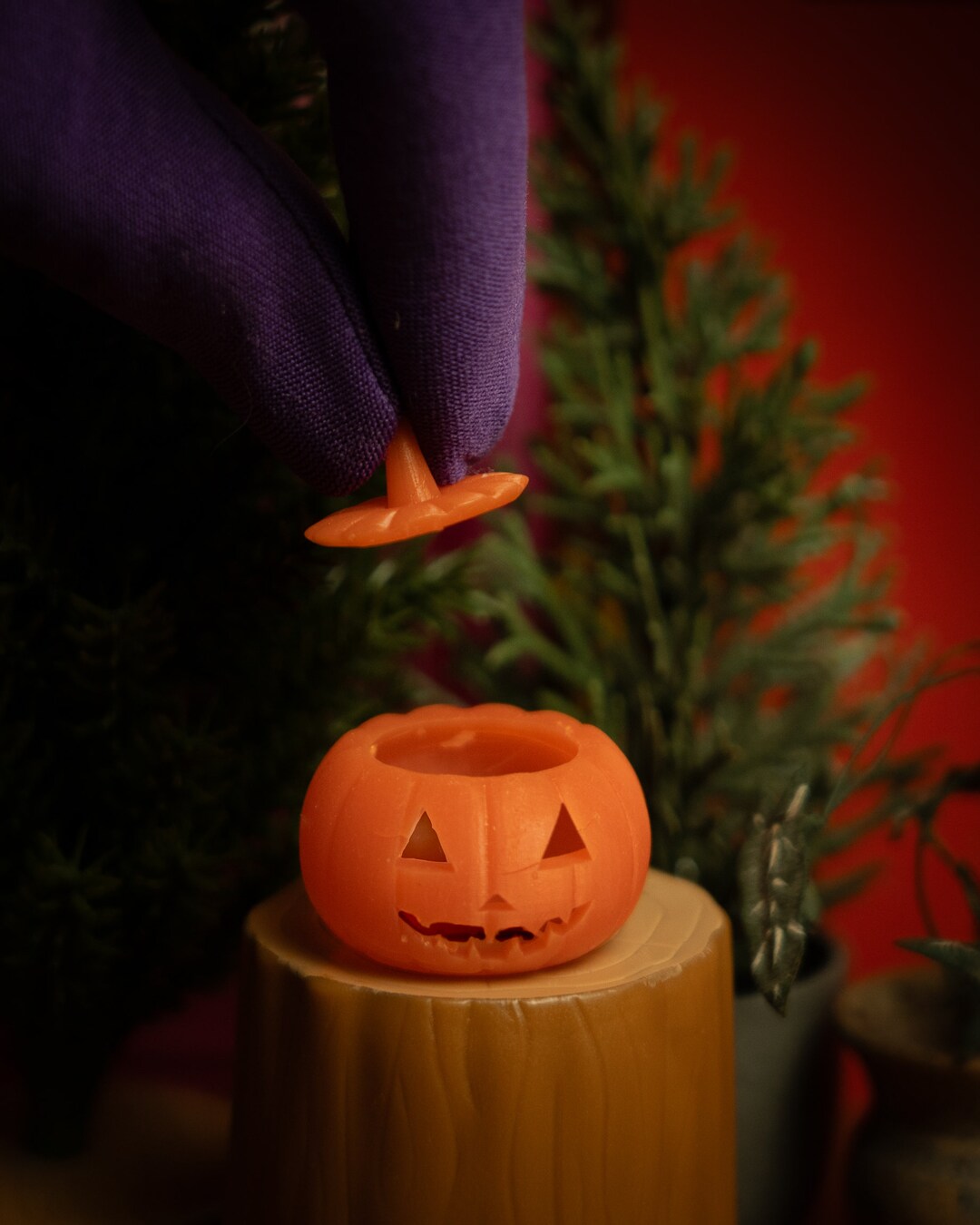 Miniature Jack O' Lantern: Dollhouse Halloween Pumpkin With Lid ...