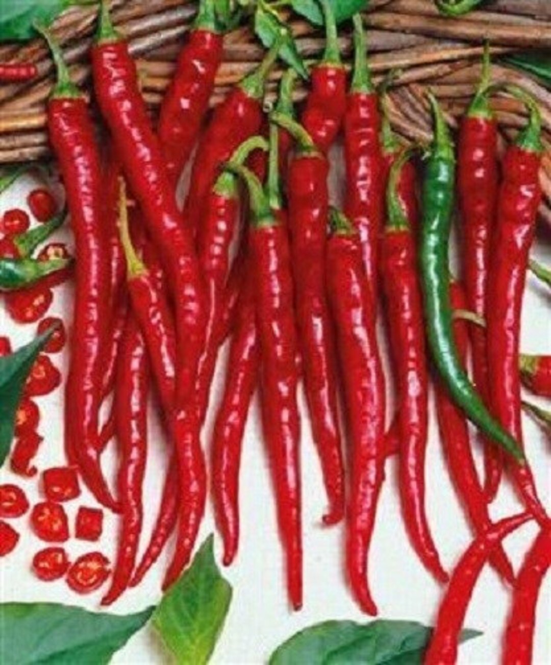 500 Seeds Hot Cayenne Long Slim Chili Pepper Seeds Long Slim Cayenne ...