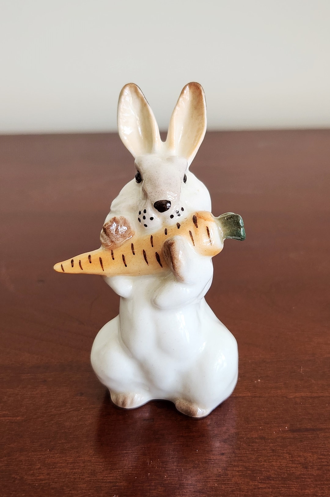 Russian Rabbit Figurine With Carrot, by Lomonosov in USSR, Adorable ...