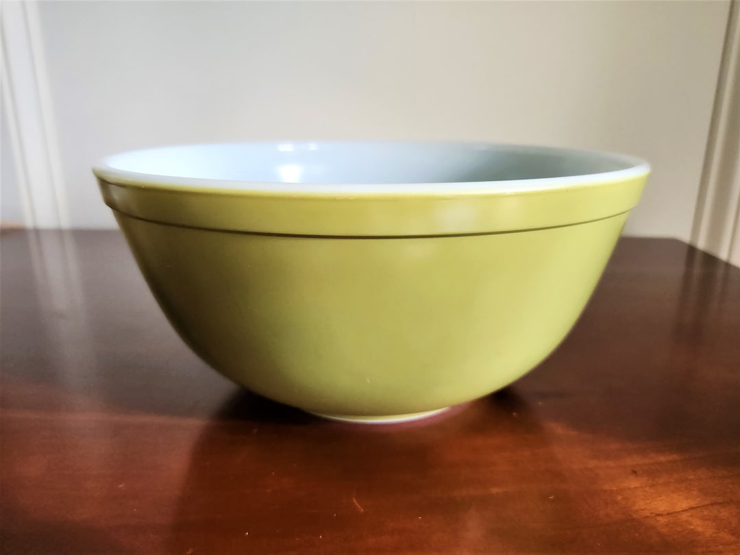 Vintage Pyrex Bowl, Large Mixing Bowl 2-1/2 Quart, Avocado Green #403 ...