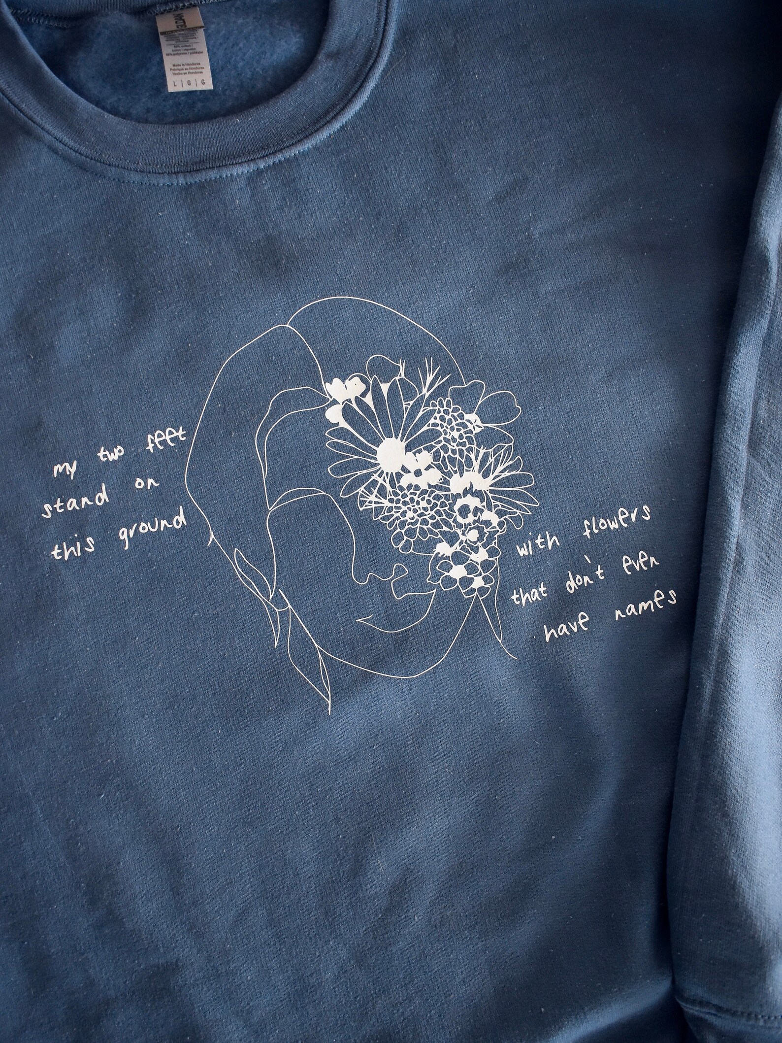 Wildflower Sweatshirt - Two Feet on the Ground - Etsy