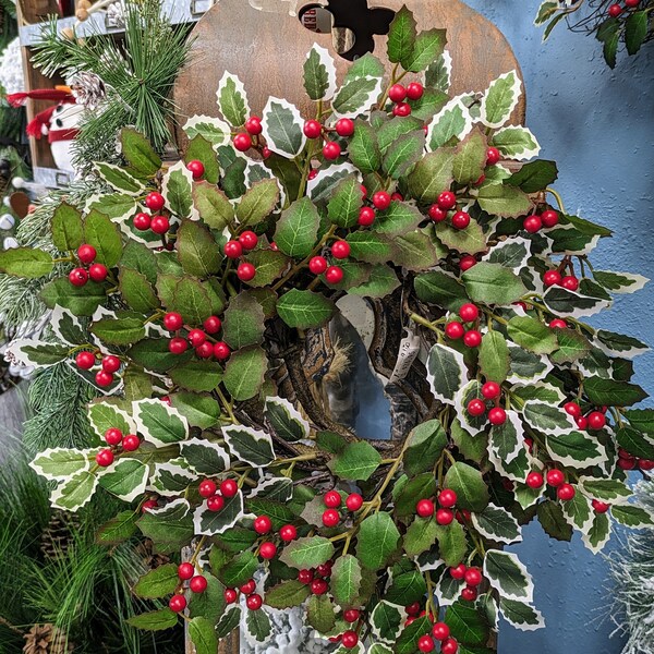 Wreath and Holly - Etsy