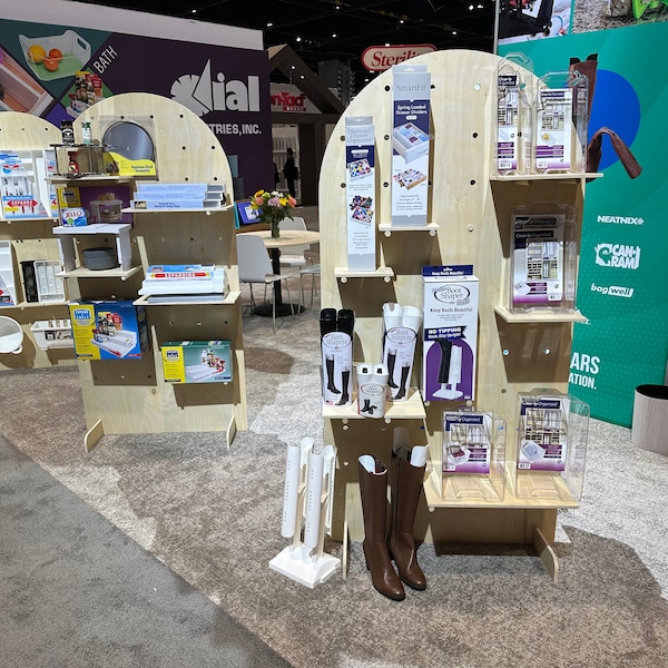 Wooden Curved Display Stand - Etsy