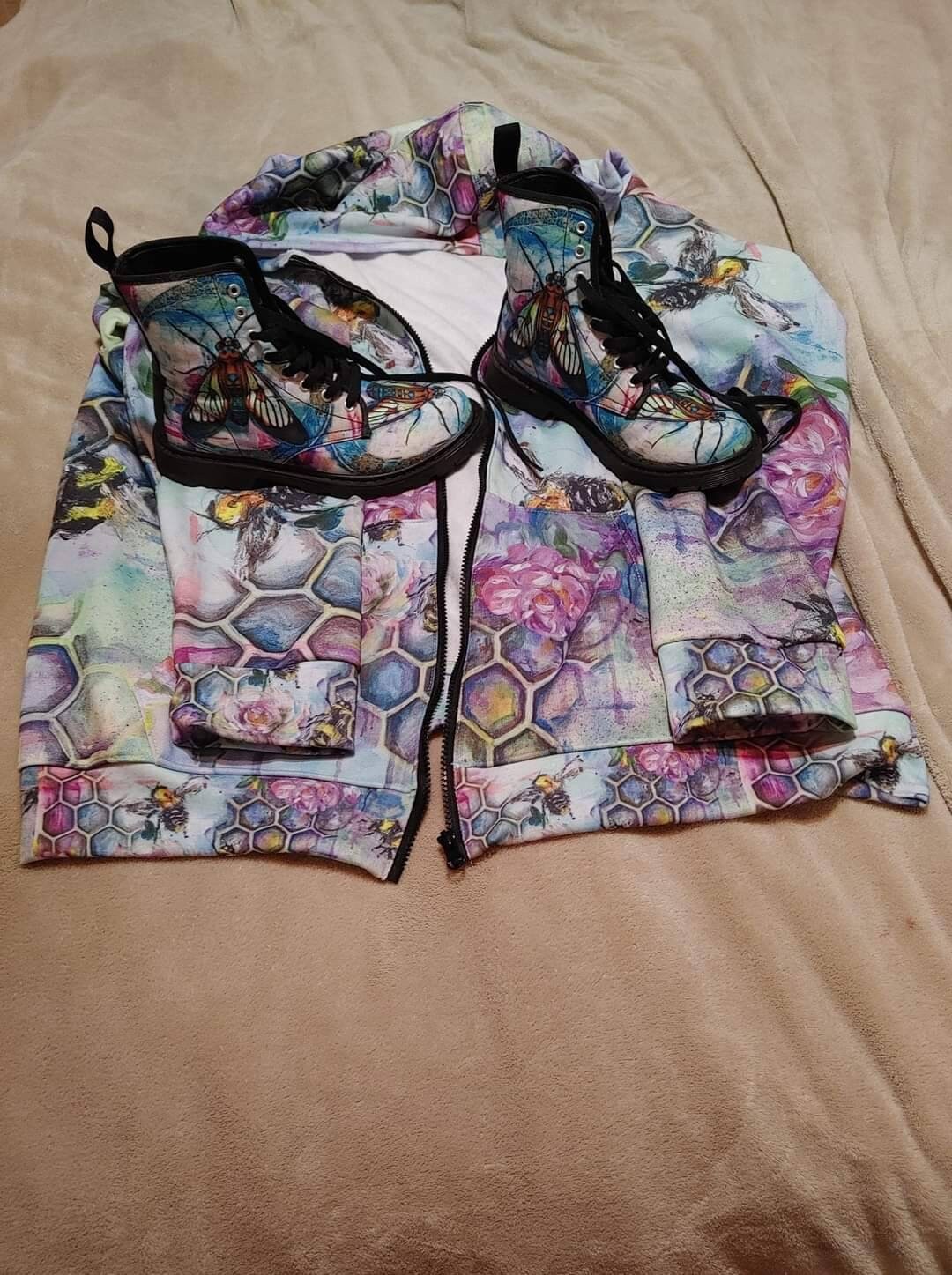 Women's bee and hive Boots | Etsy