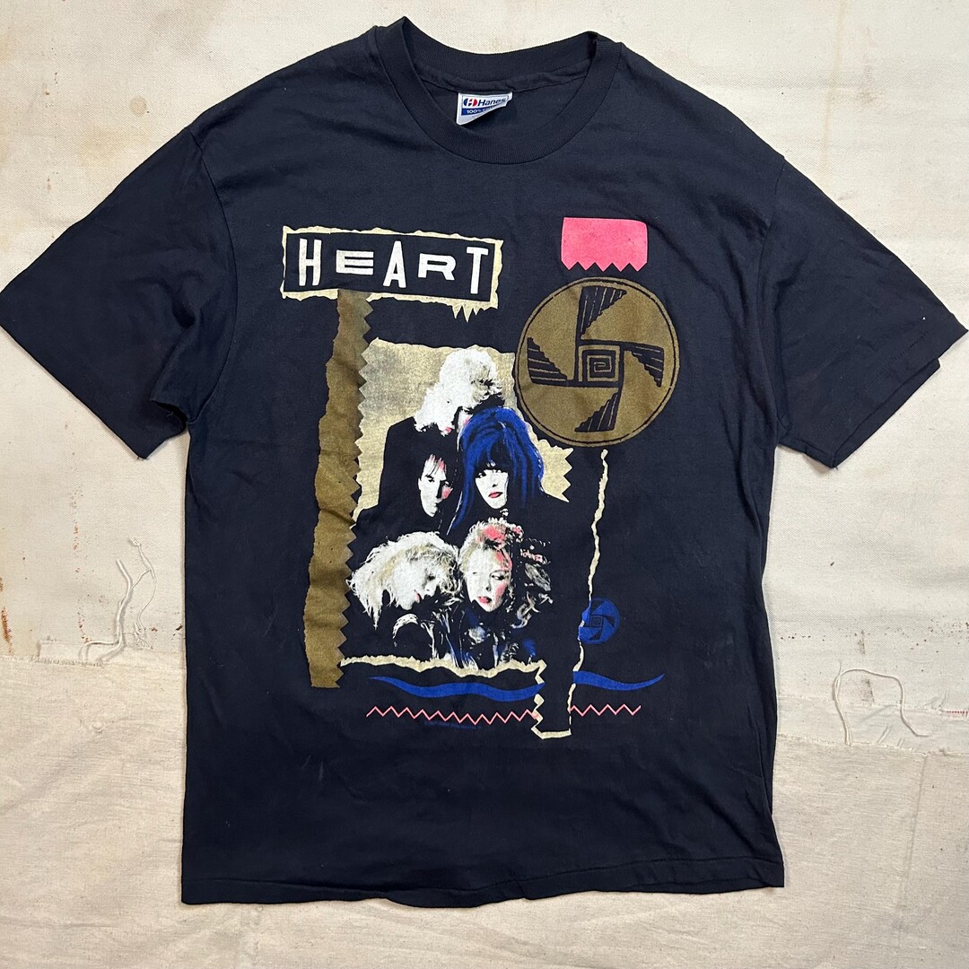 Vintage 1980s Heart Band Tee Mens Size Small Black - Etsy