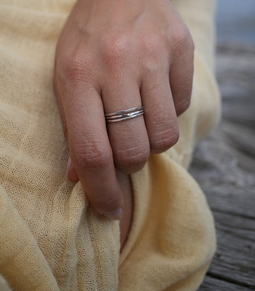 Dainty Simple Hammered Ring || Minimalist Ring Band || Thin Everyday ...