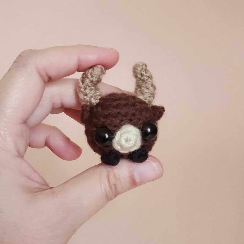 Bull Keychain - Etsy