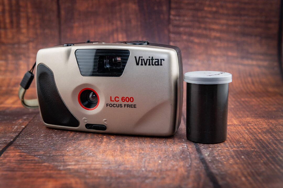 Vivitar LC600 - 35mm Point & Shoot Camera With Flash Hot Shoe / Film ...