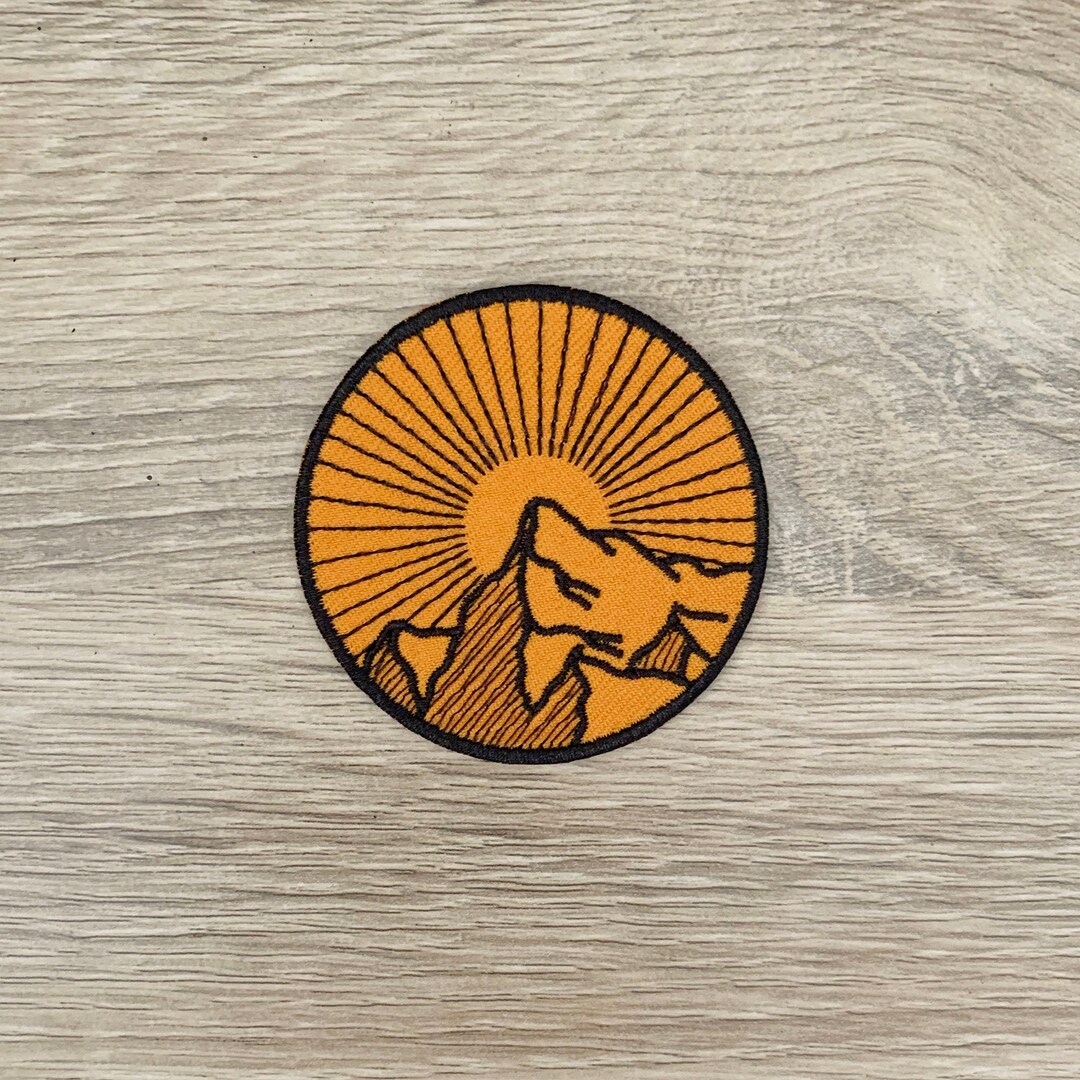 Mount and Sun Lights Iron on Patch Sun Patches, Cartoon Patches Iron on ...