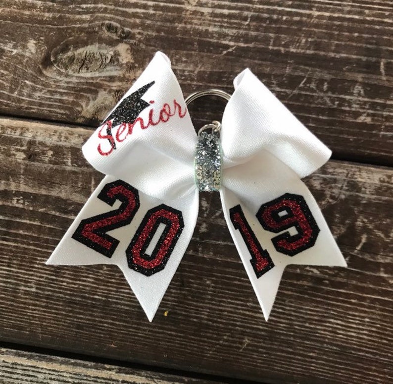 Custom Senior Keychain for Graduation | Etsy