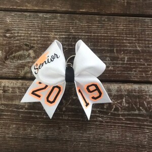 Custom Senior Keychain for Graduation - Etsy