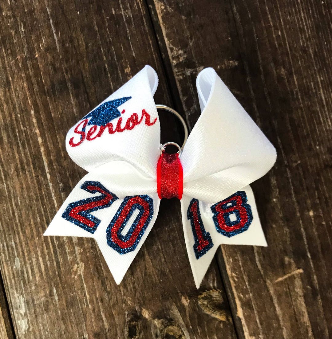 Custom Senior Keychain for Graduation - Etsy
