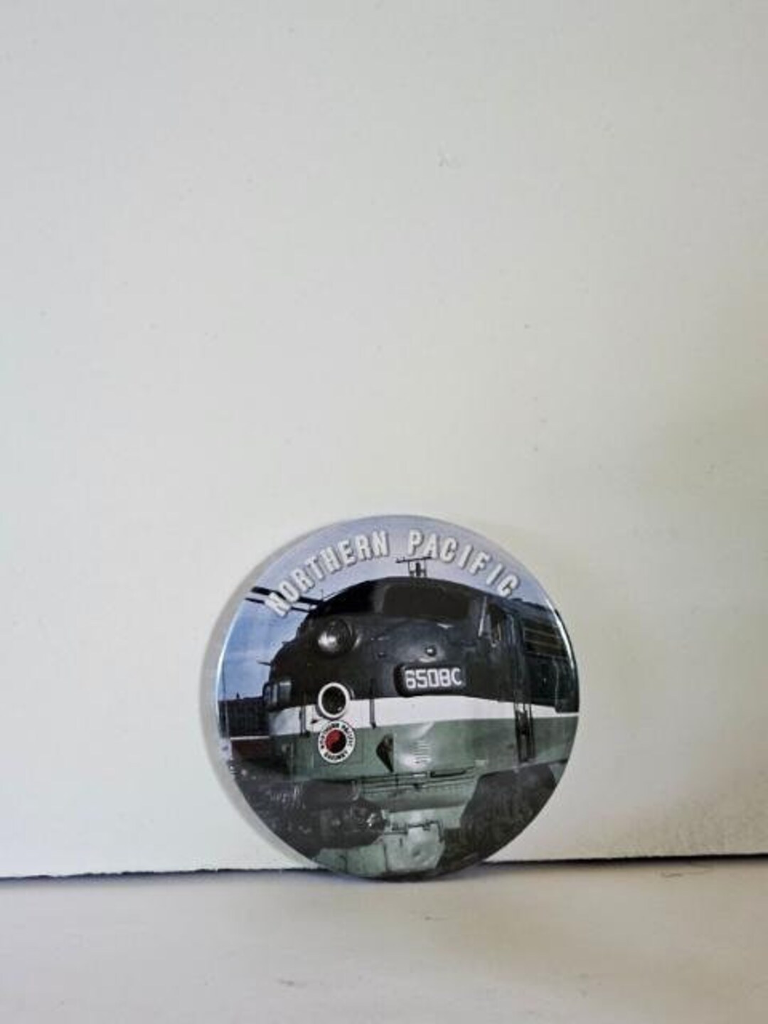 Northern Pacific Railway Logo / Locomotive Magnet - Etsy