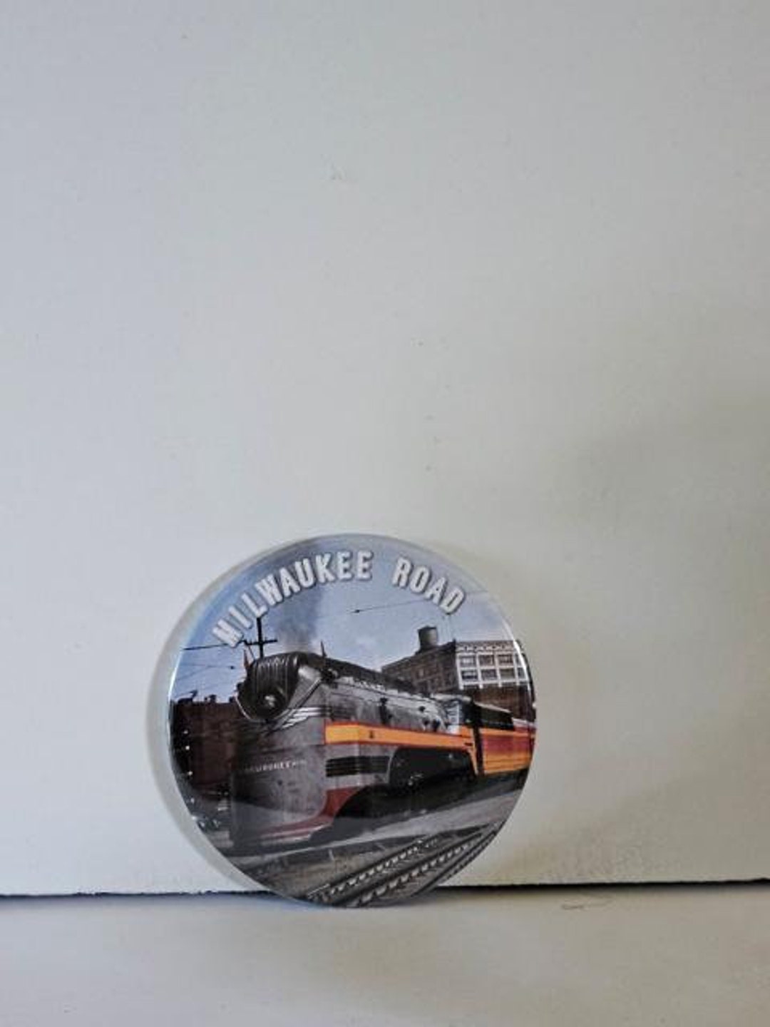 Milwaukee Road Logo / Hiawatha Locomotive Magnet - Etsy