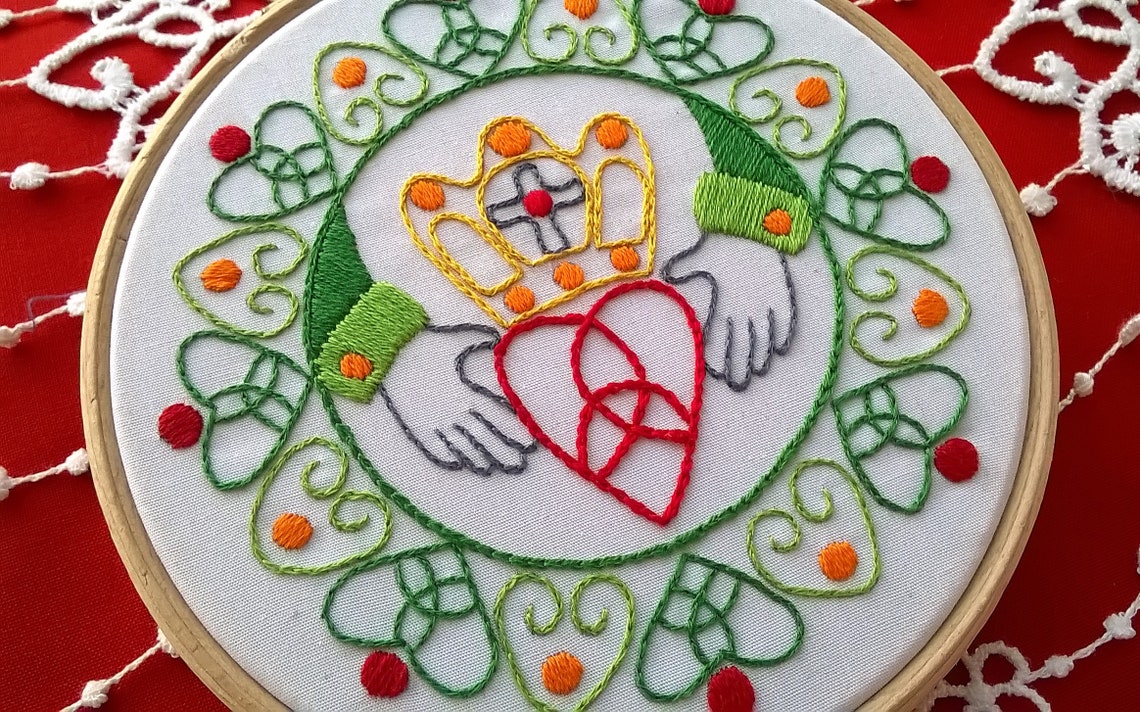 Embroidery Pattern Pdf - Irish Claddagh - Beginner Needlepoint Design ...