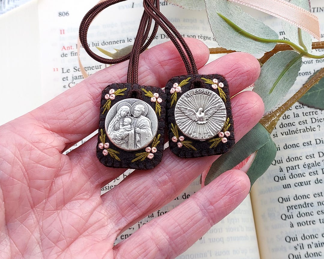 Small Brown Scapular of Mount Carmel, With Medal Holy Spirit and Medal ...