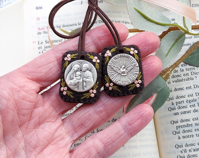 Small Brown Scapular of Mount Carmel, With Medal Holy Spirit and Medal ...