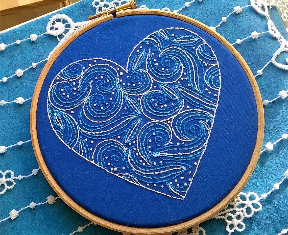 Hand embroidery pattern pdf blue heart beginner | Etsy