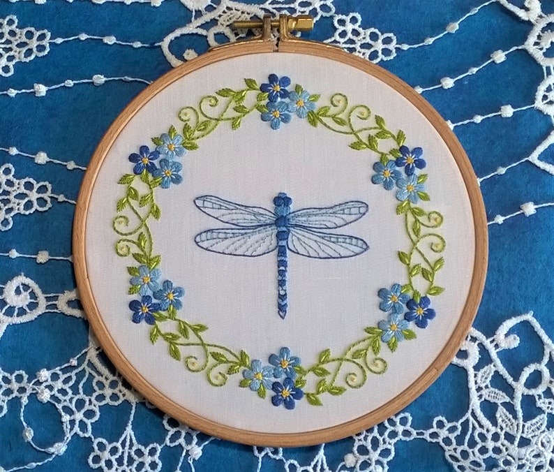 Insect Embroidery Pattern Pdf Dragonfly and Floral Wreath - Etsy