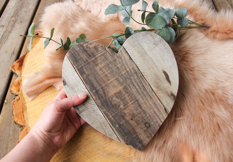 Heart Shape Sign Reclaimed Pallet Wood Decor Wood Cutout - Etsy