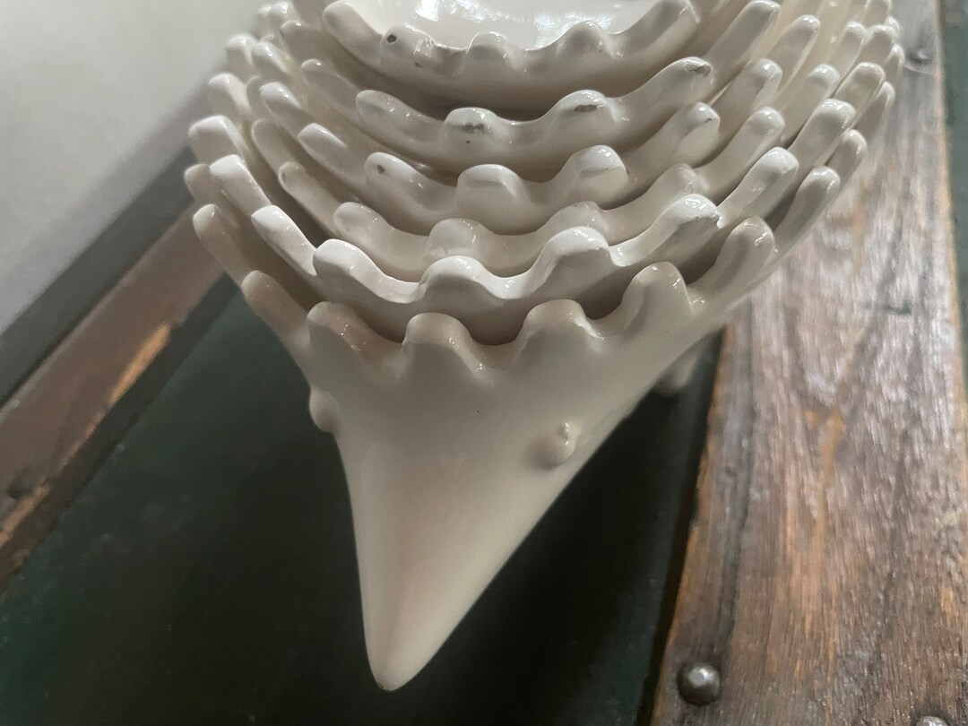 Vintage Nesting Ceramic Hedgehog - Etsy