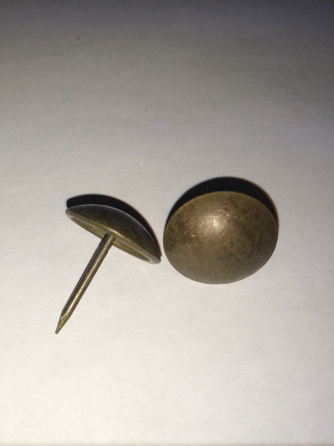 60 Pcs Med. French Natural 5/8 Finish Decorative Upholstery Tack/nail ...