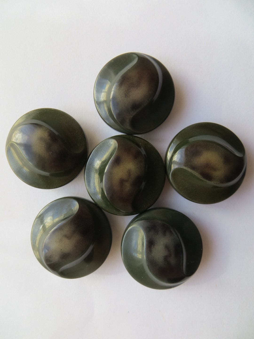 Antique Celluloid Leaf Buttons: Mottled Olive Green, 27mm - Etsy