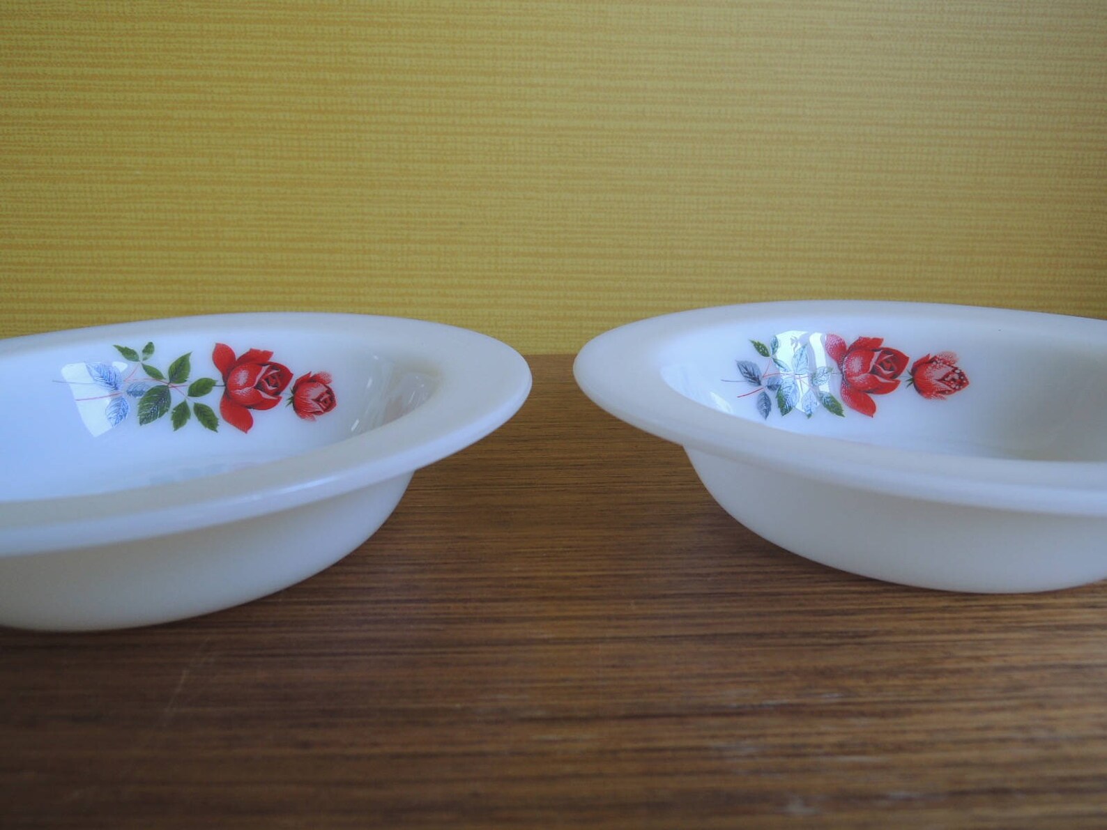 A Pair of Vintage Jaj Pyrex June Rose Pattern Desert Bowls / - Etsy