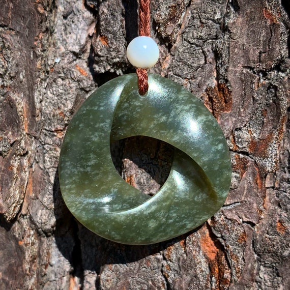 Wyoming Olive Green Snowflake Nephrite Jade Triple Mobius - Etsy