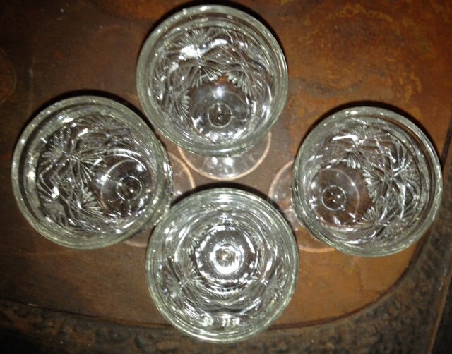 4 SMALL STEMWARE Vintage Pressed Glass Wine - Etsy