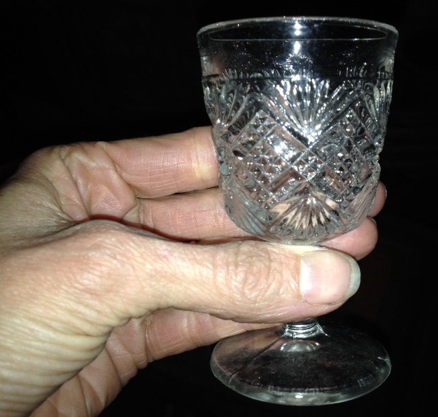 4 SMALL STEMWARE Vintage Pressed Glass Wine - Etsy