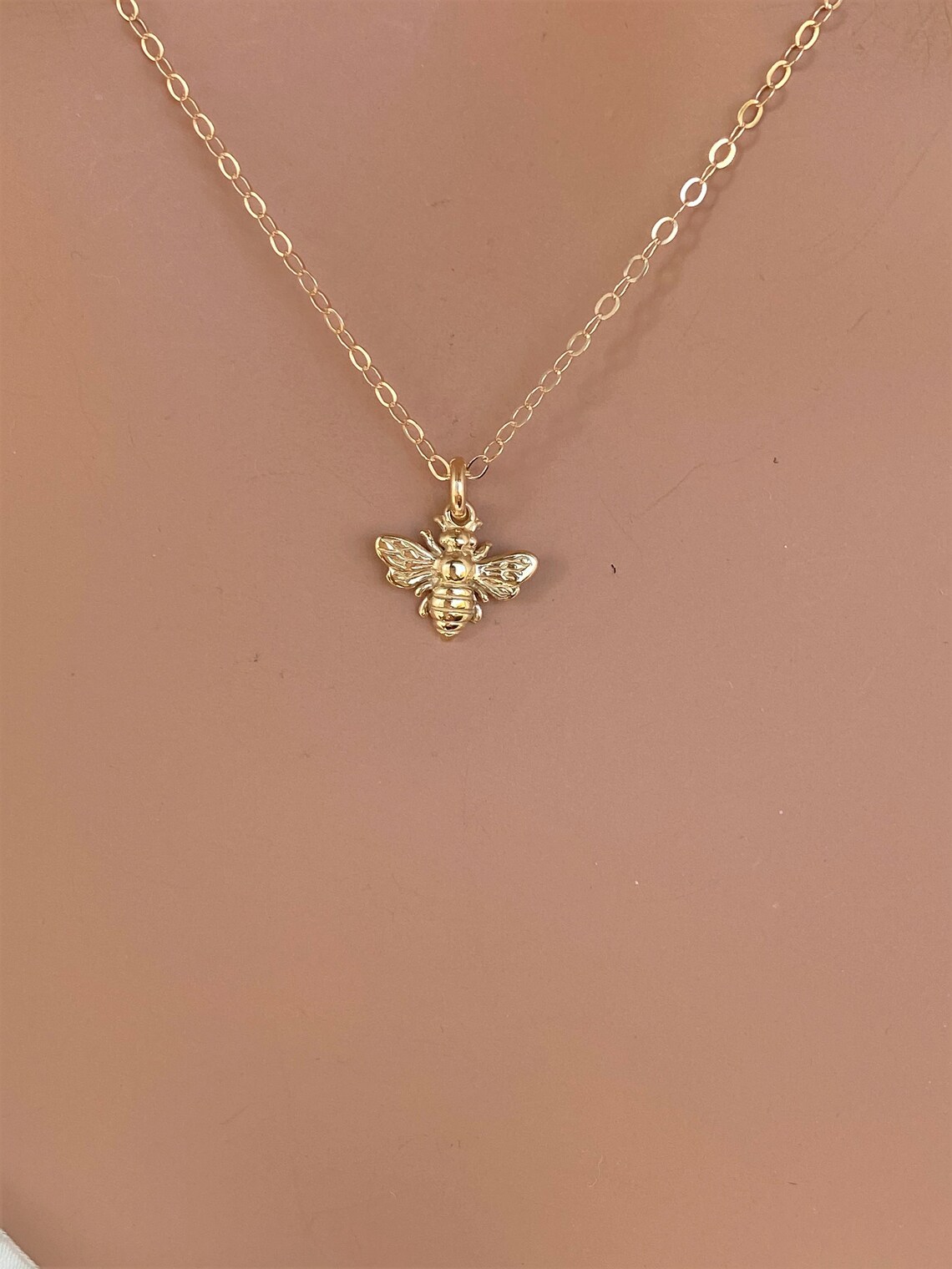 14k Solid Gold Bee Yellow Gold Bee pendent or with Cable | Etsy