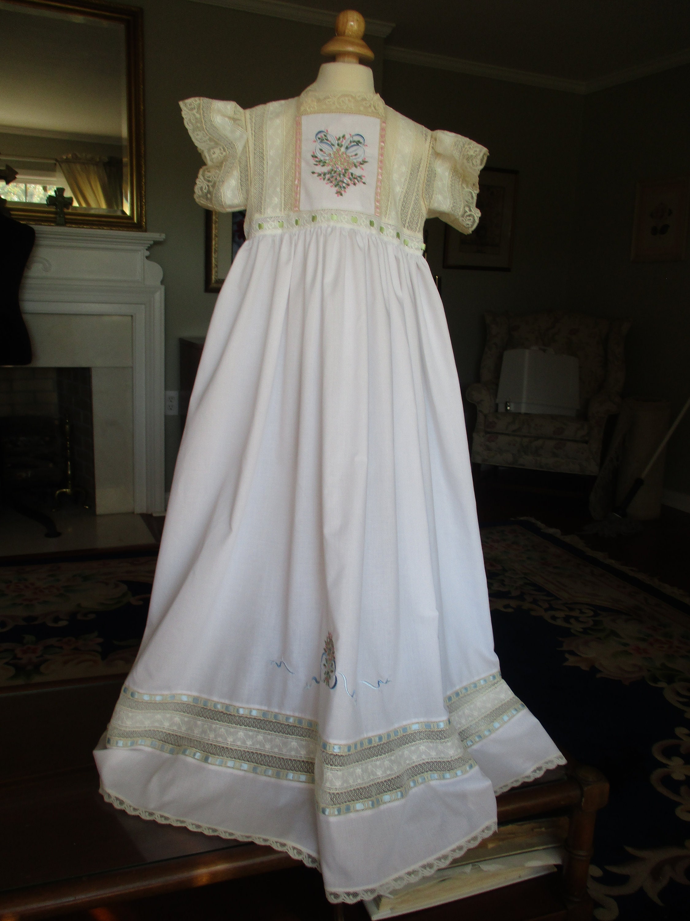 The sundee Square Yoke/lace and Ribbon Embroidered - Etsy