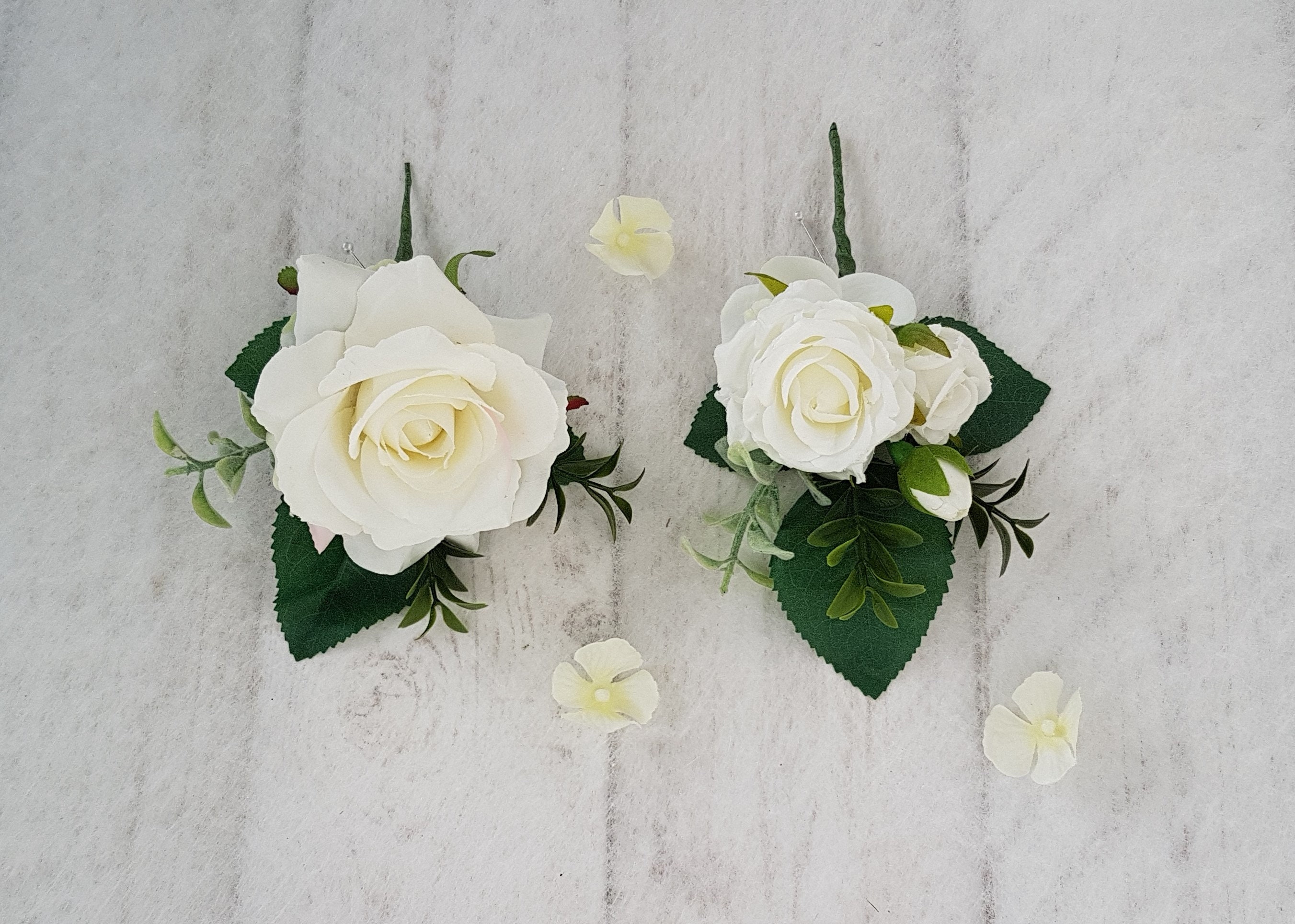 White Rose Buttonholes Boutonniere Classic Groom Lapel Pin Best Man ...