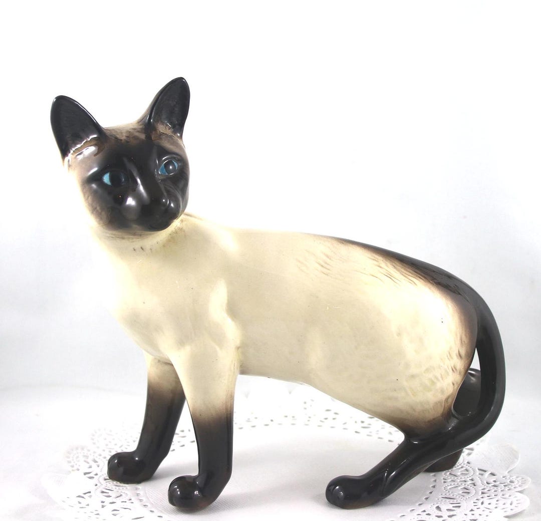 Beswick Siamese Cat Figurine: Vintage Bone China, 1960s - Etsy