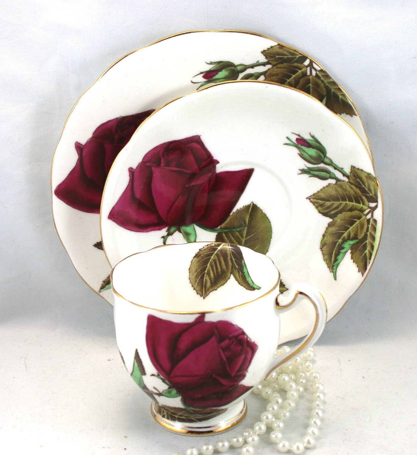 Lovely Royal Standard Trio Large Red Rose Pattern on White - Etsy Singapore