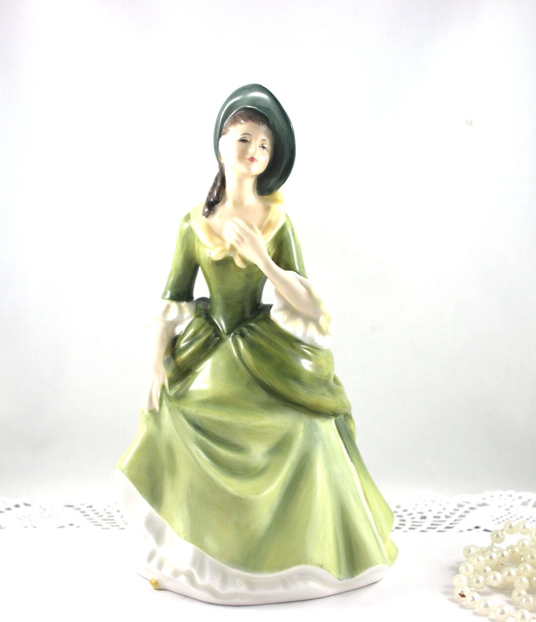 Royal Doulton Sandra Figurine: Hand-decorated Bone China, 1960s - Etsy