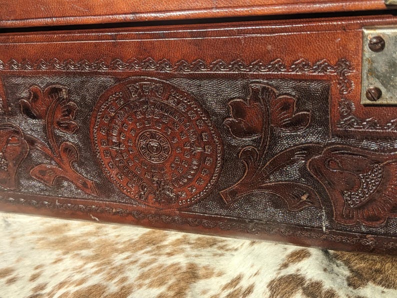 Vintage 1940s Tooled Leather Train Case Leather Jewelry Case Mexico ...
