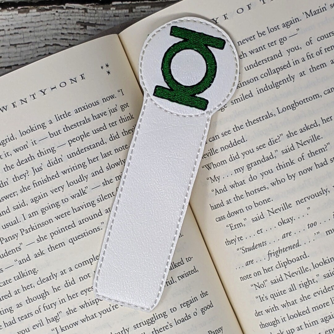 Green Lantern Bookmark - Etsy