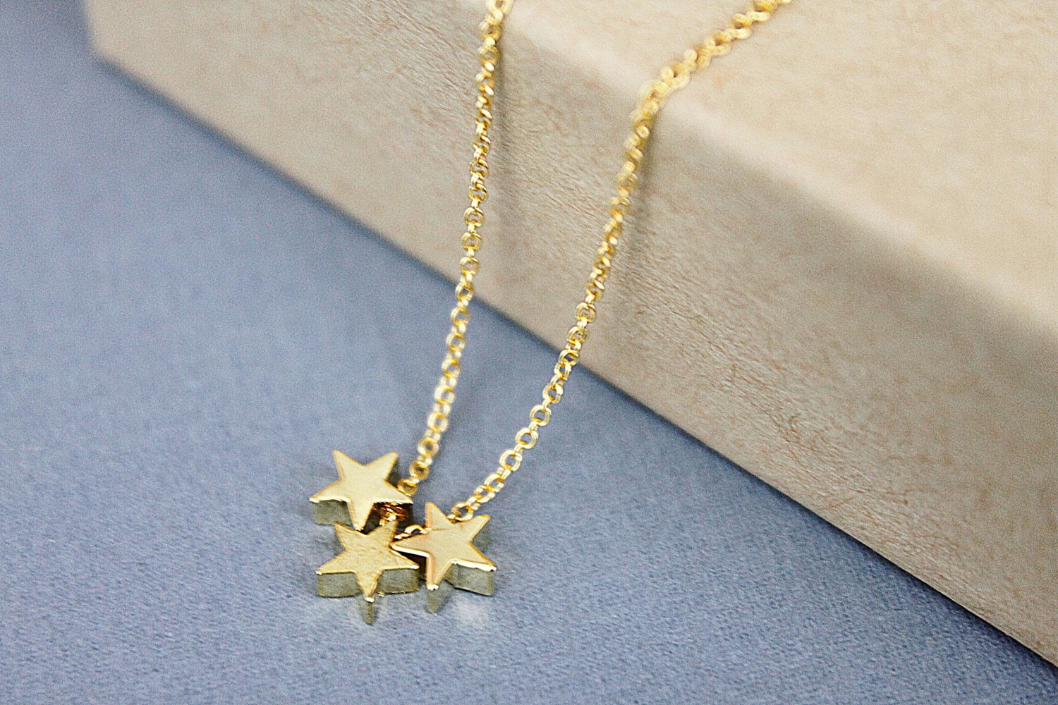 Tiny Three Star Pendant Necklace . Dainty Gold Necklace Tiny | Etsy