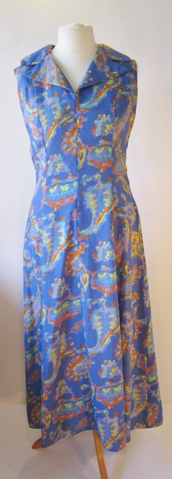 Vintage 1970s long blue & multi-coloured abstract pat… - Gem